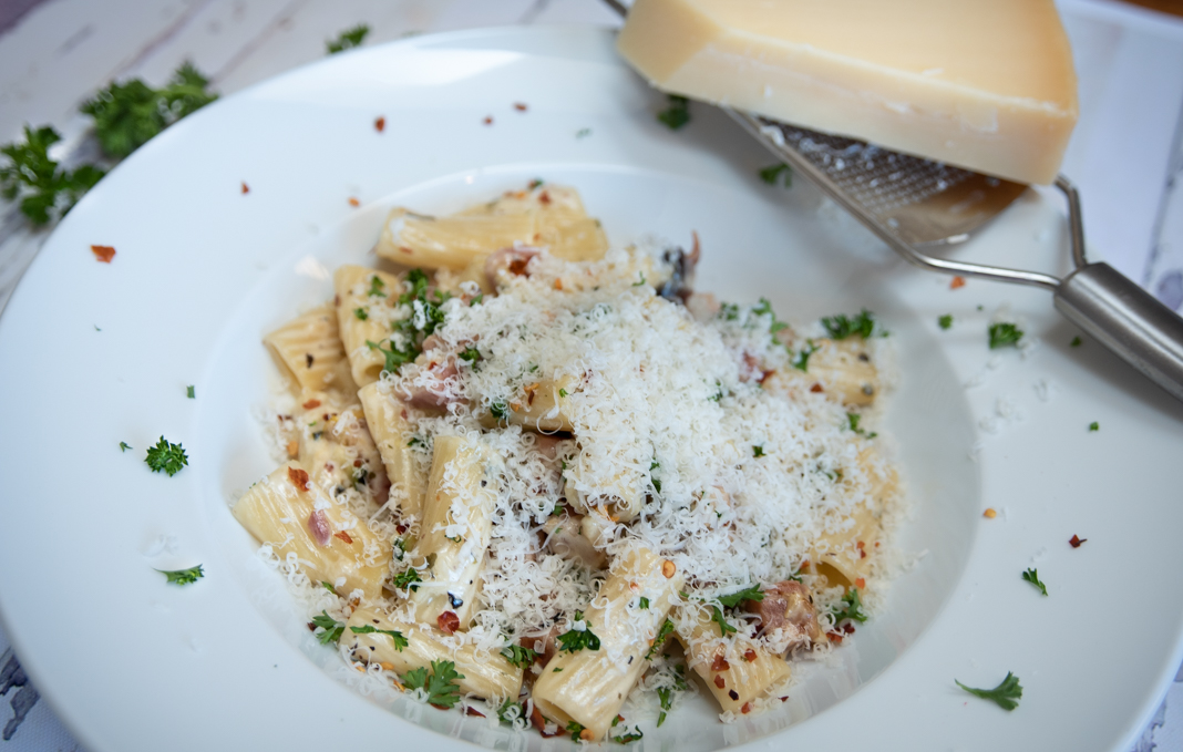 Leftover Ham and Creamy Pasta