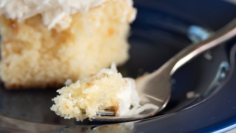 Super Simple Coconut Cake